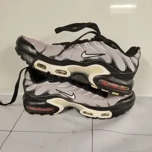 Nike | Shoes | Nike Air Max Plus Tn Black Grey Tuned Air Womens Size ...